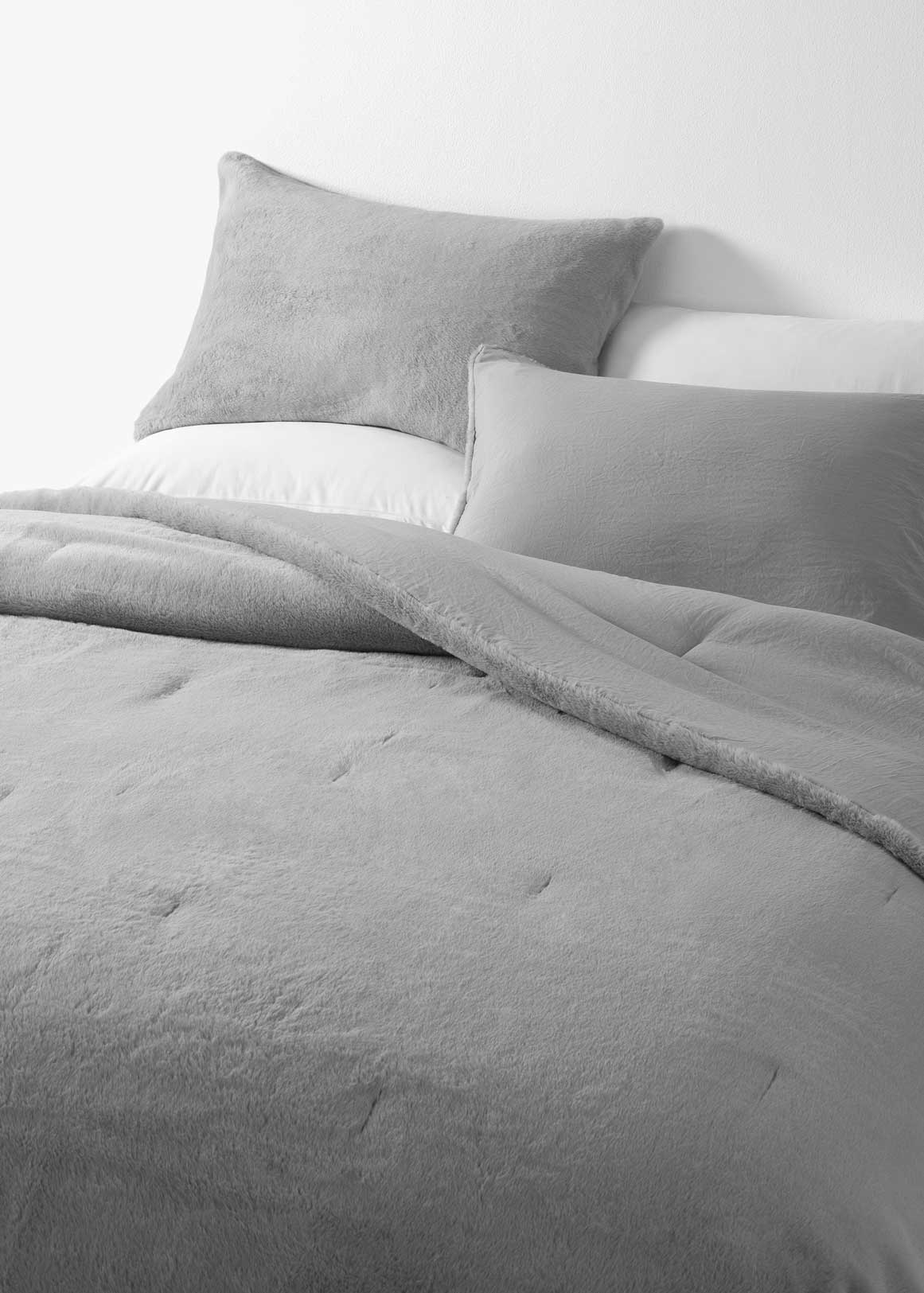 Luxe Fur Comforter Set Woolworths co za luxe-fur-comforter-set-woolworths-co-za